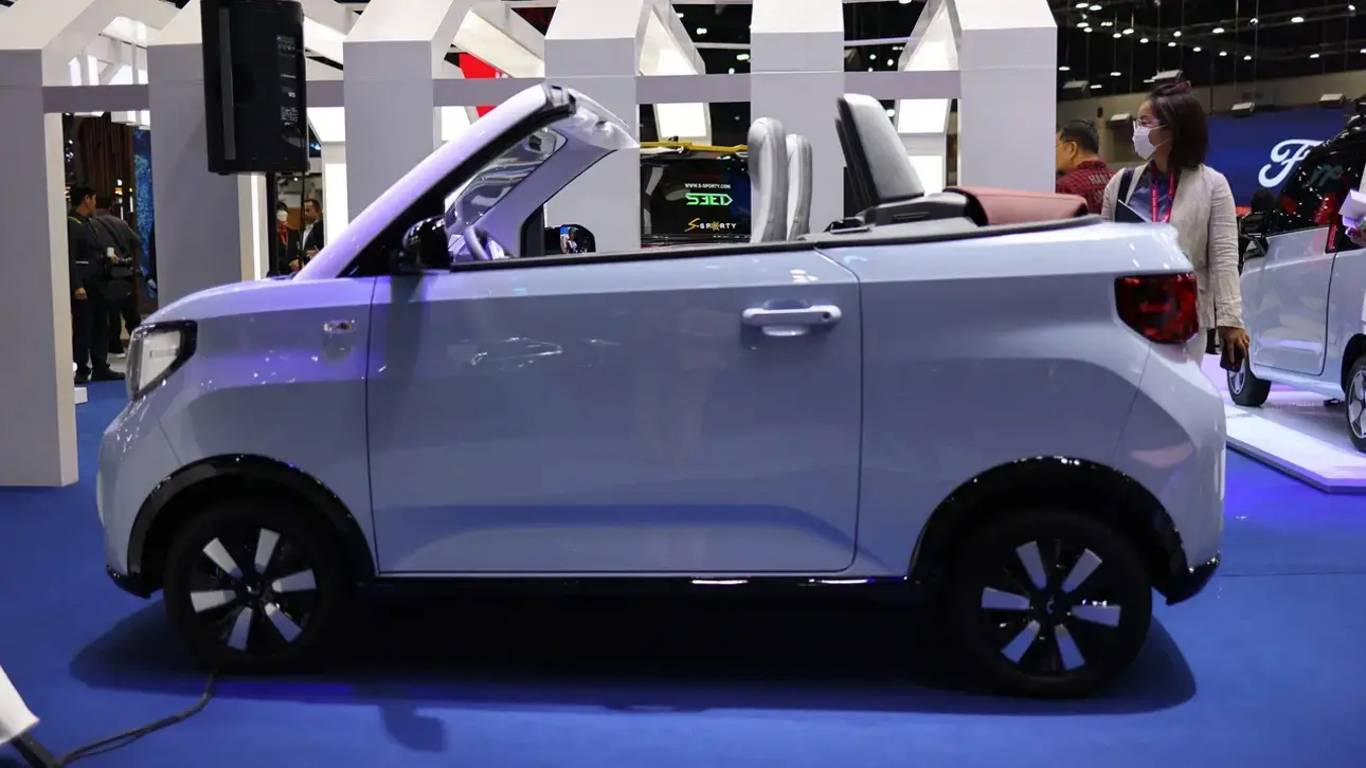 В Таиланде представили новый Wuling MiniEV